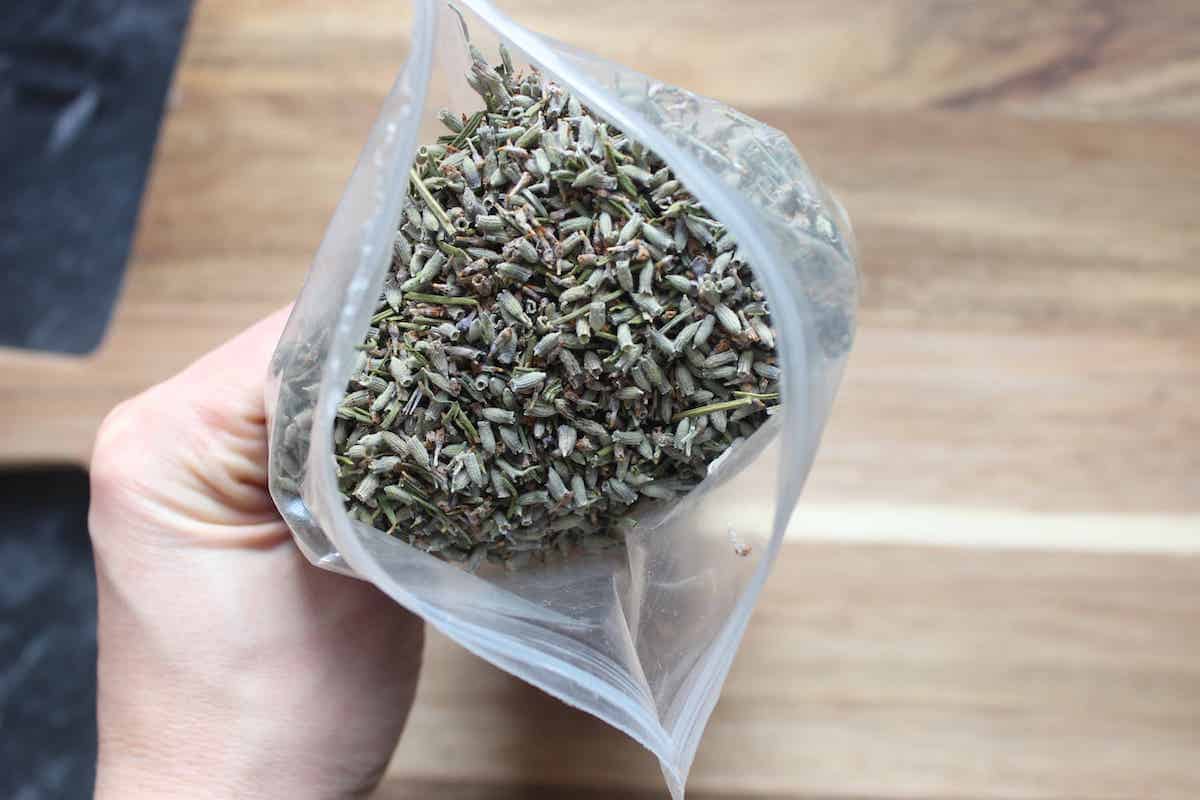 3 Simple Herbal Bath Tea Recipes - Documenting Simple Living