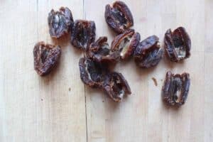 What Is Bee Bread (Fermented Bee Pollen) and How To Eat It ...