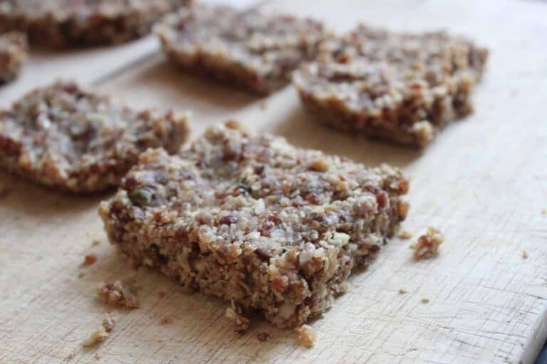 What Is Bee Bread (Fermented Bee Pollen) and How To Eat It ...