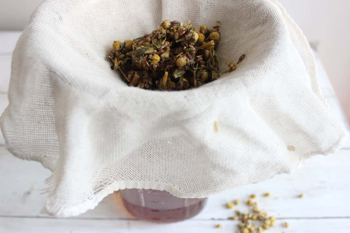 Simple Herbal Anxiety Tincture Recipe For Stress - Documenting Simple ...